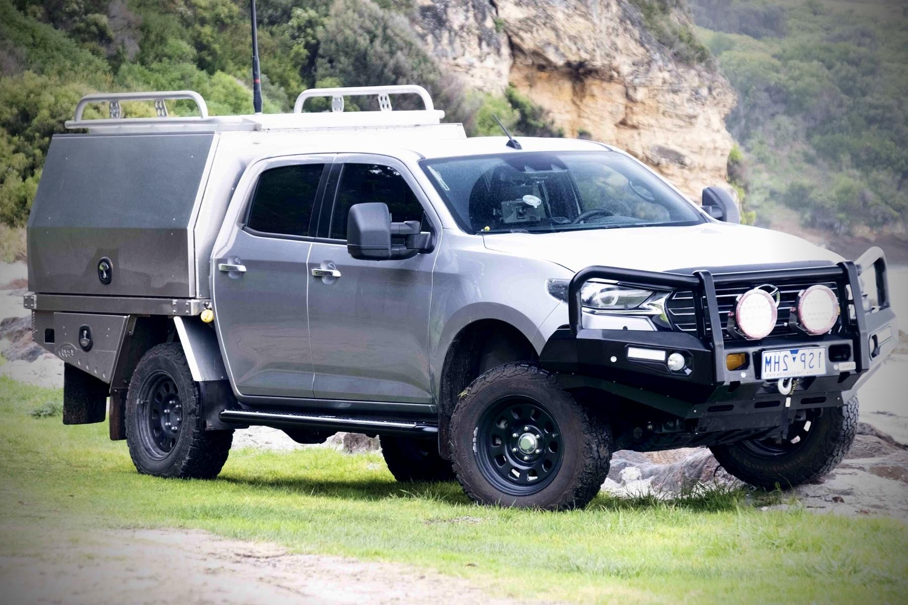 Jungle 4x4 Mazda Bullbars